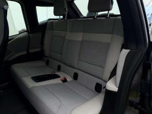 Pelēks BMW I3 2015 Viļņa, ar dzinēja tilpumu 0.00 L un nobraukumu 50 tūkst. km par 9900 €, foto 12 vietnē AUTOMOTO.COM.LV