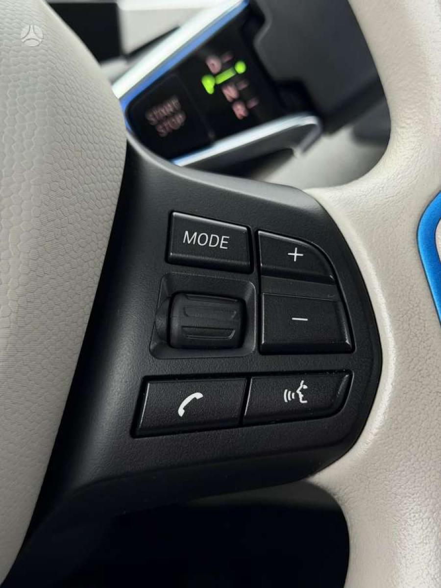 Pelēks BMW I3 2015 Viļņa, ar dzinēja tilpumu 0.00 L un nobraukumu 50 tūkst. km par 9900 €, foto 23 vietnē AUTOMOTO.COM.LV