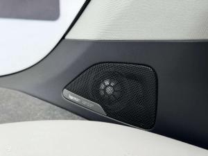 Pelēks BMW I3 2015 Viļņa, ar dzinēja tilpumu 0.00 L un nobraukumu 50 tūkst. km par 9900 €, foto 27 vietnē AUTOMOTO.COM.LV