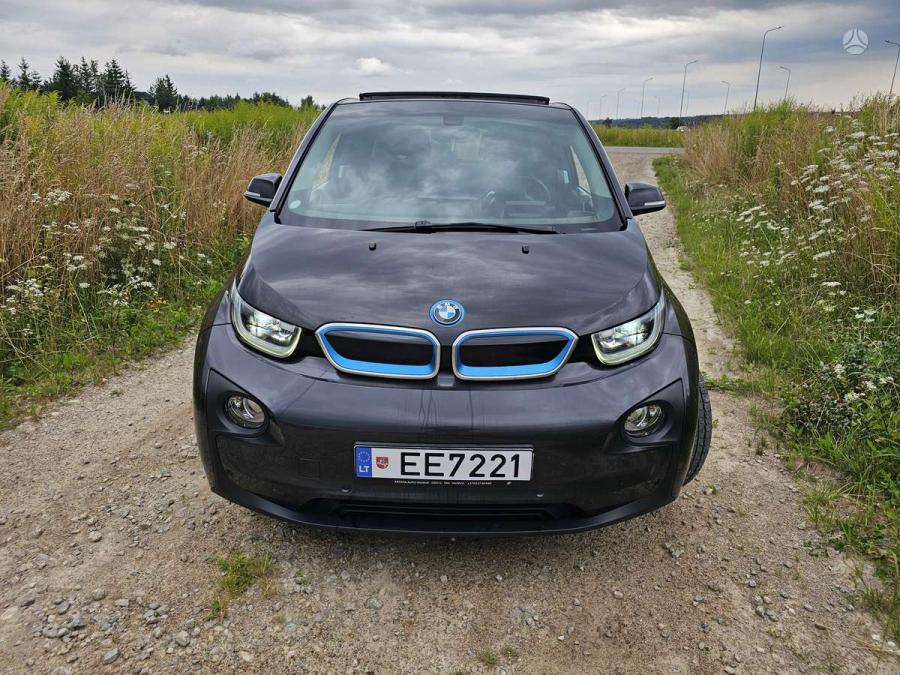 Grey BMW I3 2015 in Vilnius, with an engine capacity of 0.00 L and mileage of 89 thousand km for 8900 €, photo 4 on AUTOMOTO.COM.LV