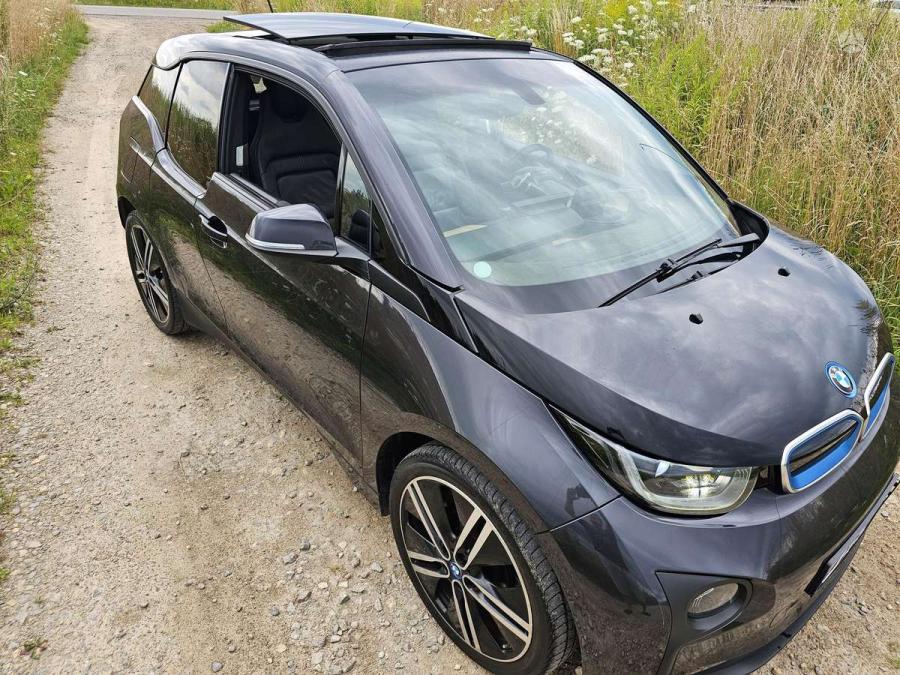 Grey BMW I3 2015 in Vilnius, with an engine capacity of 0.00 L and mileage of 89 thousand km for 8900 €, photo 15 on AUTOMOTO.COM.LV