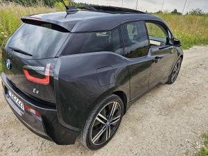 Grey BMW I3 2015 in Vilnius, with an engine capacity of 0.00 L and mileage of 89 thousand km for 8900 €, photo 17 on AUTOMOTO.COM.LV