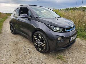 Grey BMW I3 2015 in Vilnius, with an engine capacity of 0.00 L and mileage of 89 thousand km for 8900 €, photo 21 on AUTOMOTO.COM.LV
