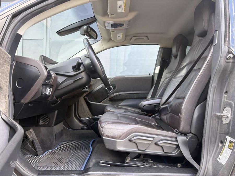 Grey BMW I3 2015 in Vilnius, with an engine capacity of 0.65 L and mileage of 175 thousand km for 7990 €, photo 13 on AUTOMOTO.COM.LV