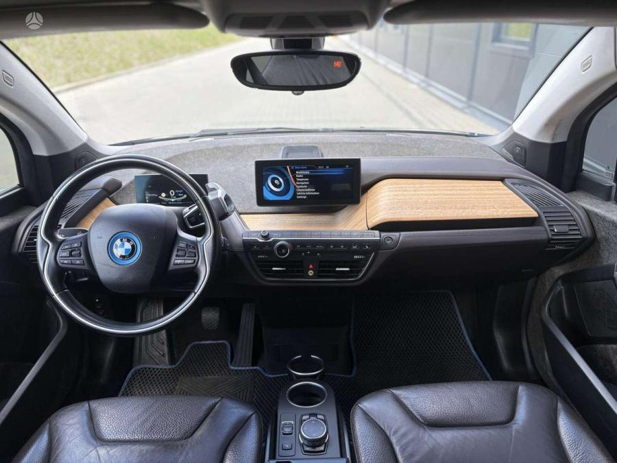 Grey BMW I3 2015 in Vilnius, with an engine capacity of 0.65 L and mileage of 175 thousand km for 7990 €, photo 18 on AUTOMOTO.COM.LV