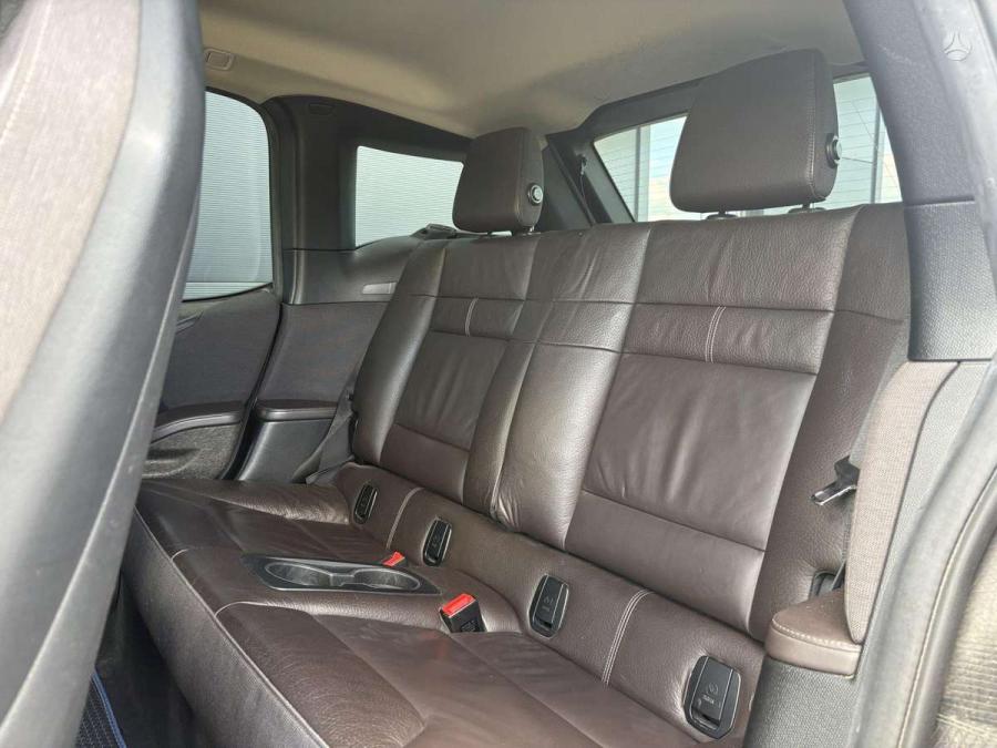 Grey BMW I3 2015 in Vilnius, with an engine capacity of 0.65 L and mileage of 175 thousand km for 7990 €, photo 30 on AUTOMOTO.COM.LV