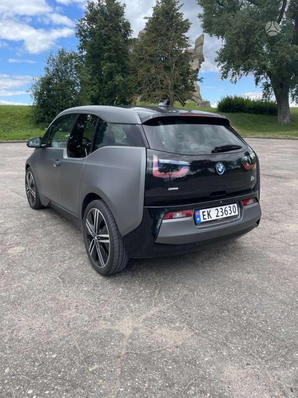 Pelēks BMW I3 2016 Kauņa, ar dzinēja tilpumu 0.00 L un nobraukumu 128 tūkst. km par 10200 €, foto 5 vietnē AUTOMOTO.COM.LV