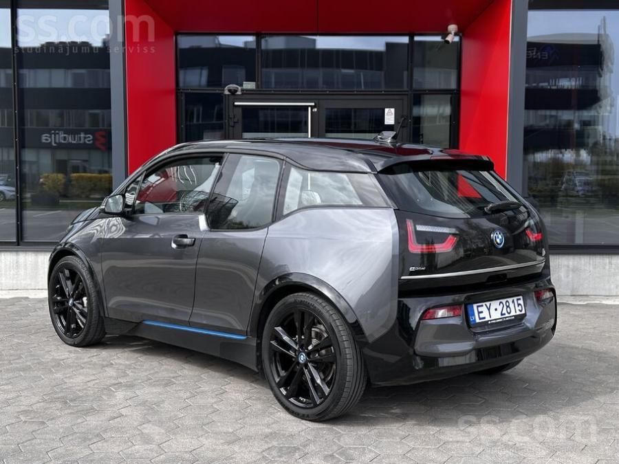 Grey BMW I3 2018 in Riga, with an engine capacity of 0.00 L and mileage of 83 thousand km for 16500 €, photo 11 on AUTOMOTO.COM.LV