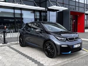 Grey BMW I3 2018 in Riga, with an engine capacity of 0.00 L and mileage of 83 thousand km for 16500 €, photo 35 on AUTOMOTO.COM.LV