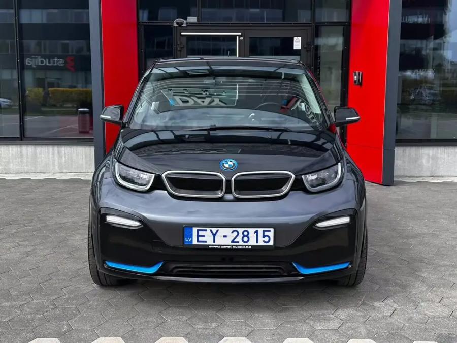 Pelēks BMW I3 2018 Rīga, ar dzinēja tilpumu 0.00 L un nobraukumu 83 tūkst. km par 15200 €, foto 4 vietnē AUTOMOTO.COM.LV
