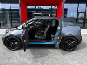 Pelēks BMW I3 2018 Rīga, ar dzinēja tilpumu 0.00 L un nobraukumu 83 tūkst. km par 15200 €, foto 8 vietnē AUTOMOTO.COM.LV