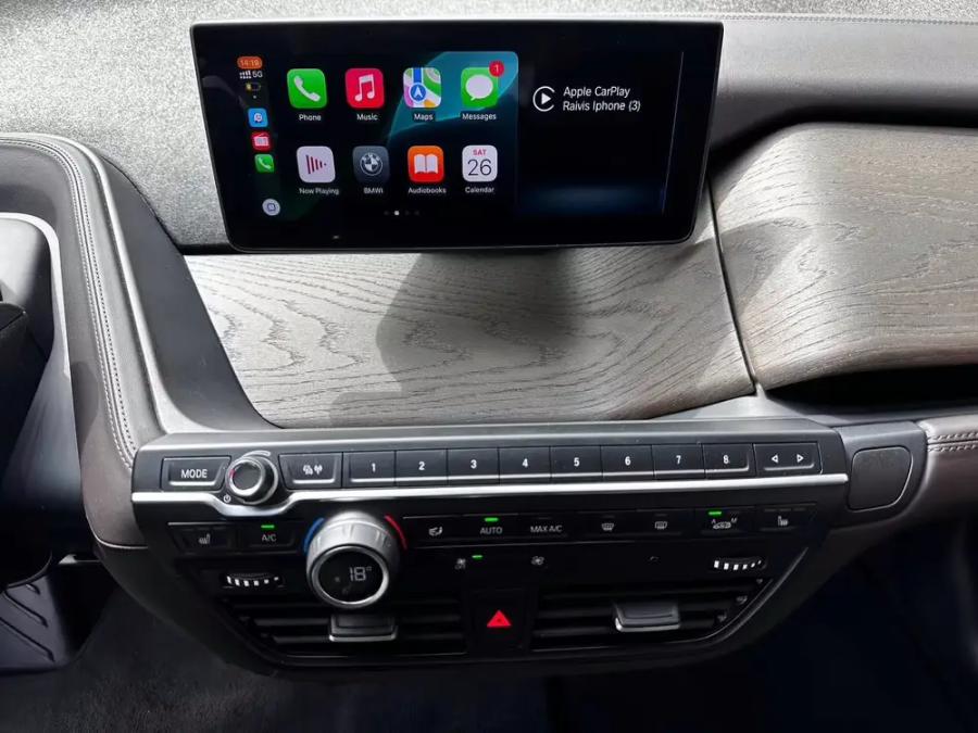 Pelēks BMW I3 2018 Rīga, ar dzinēja tilpumu 0.00 L un nobraukumu 83 tūkst. km par 15200 €, foto 16 vietnē AUTOMOTO.COM.LV