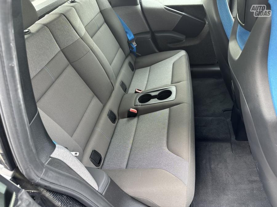 Grey BMW I3 2019 in Avizieniai, with an engine capacity of 0.00 L and mileage of 24 thousand km for 17200 €, photo 6 on AUTOMOTO.COM.LV