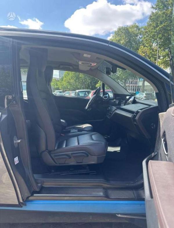 Pelēks BMW I3 2021 Viļņa, ar dzinēja tilpumu 0.00 L un nobraukumu 55 tūkst. km par 17800 €, foto 8 vietnē AUTOMOTO.COM.LV