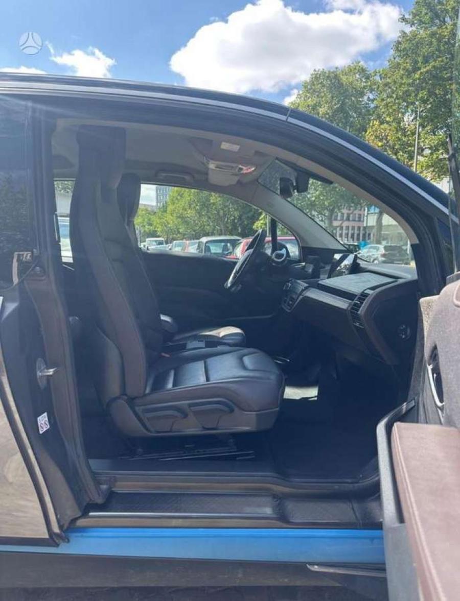 Pelēks BMW I3 2021 Viļņa, ar dzinēja tilpumu 0.00 L un nobraukumu 55 tūkst. km par 17800 €, foto 9 vietnē AUTOMOTO.COM.LV