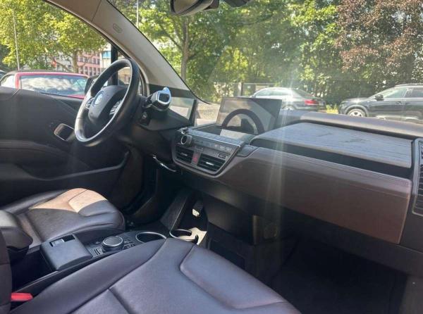 Pelēks BMW I3 2021 Viļņa, ar dzinēja tilpumu 0.00 L un nobraukumu 55 tūkst. km par 17800 €, foto 9 vietnē AUTOMOTO.COM.LV