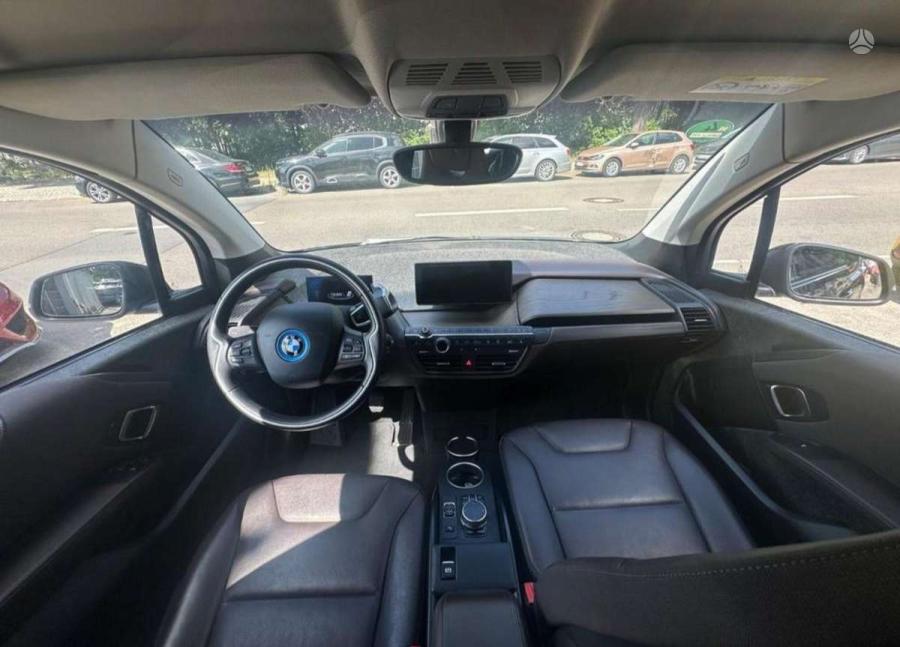 Pelēks BMW I3 2021 Viļņa, ar dzinēja tilpumu 0.00 L un nobraukumu 55 tūkst. km par 17800 €, foto 12 vietnē AUTOMOTO.COM.LV