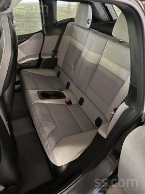 Pelēks BMW I3 2015 Rīga, ar dzinēja tilpumu 0.00 L un nobraukumu 115 tūkst. km par 10300 €, foto 9 vietnē AUTOMOTO.COM.LV