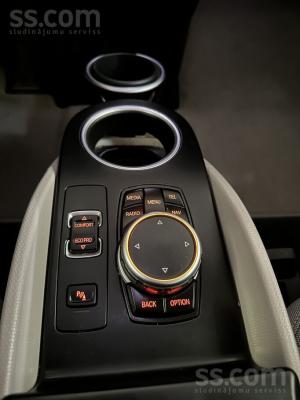 Pelēks BMW I3 2015 Rīga, ar dzinēja tilpumu 0.00 L un nobraukumu 115 tūkst. km par 10300 €, foto 12 vietnē AUTOMOTO.COM.LV
