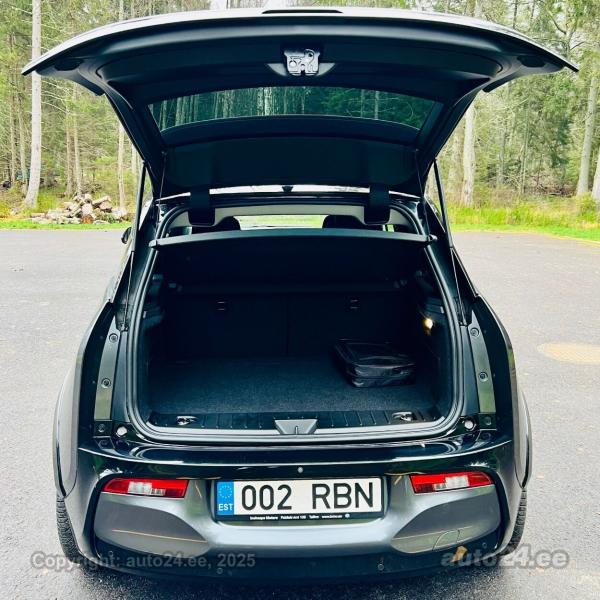 Grey BMW I3 2018 in Tallinn, with an engine capacity of 0.00 L and mileage of 65 thousand km for 20500 €, photo 11 on AUTOMOTO.COM.LV