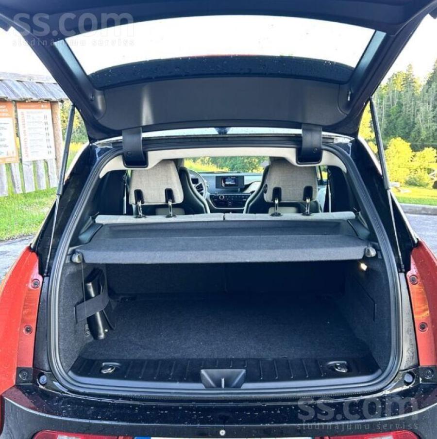 Orange BMW I3 2014 in Riga, with an engine capacity of 0.00 L and mileage of 180 thousand km for 8400 €, photo 6 on AUTOMOTO.COM.LV
