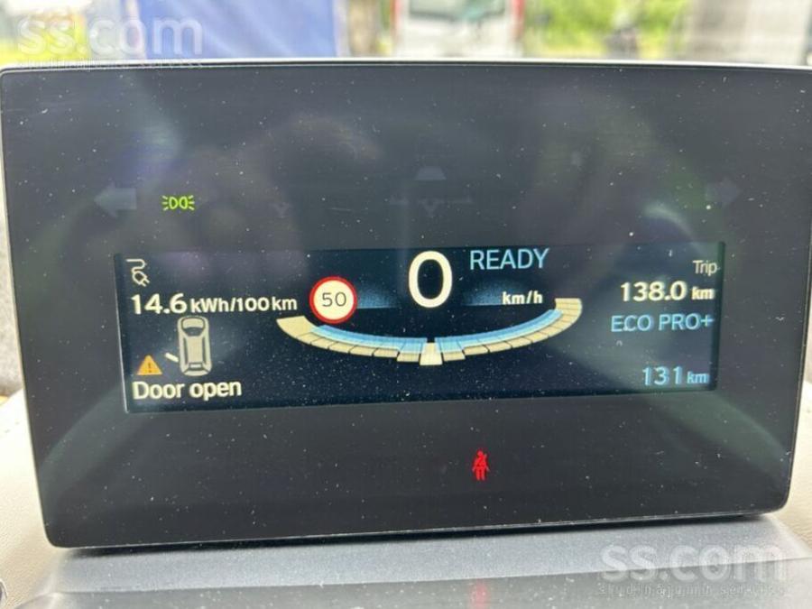 Orange BMW I3 2014 in Riga, with an engine capacity of 0.00 L and mileage of 180 thousand km for 8400 €, photo 13 on AUTOMOTO.COM.LV