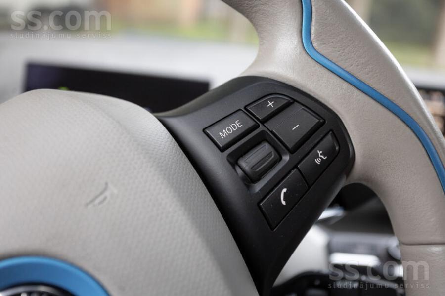 Oranžs BMW I3 2014 Jelgava, ar dzinēja tilpumu 0.00 L un nobraukumu 70 tūkst. km par 10490 €, foto 34 vietnē AUTOMOTO.COM.LV
