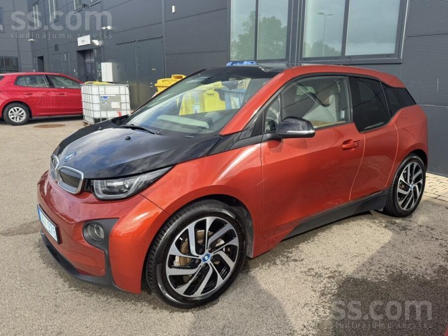 Orange BMW I3 2014 in Riga, with an engine capacity of 0.00 L and mileage of 172 thousand km for 7800 €, photo 4 on AUTOMOTO.COM.LV