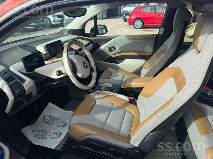 Orange BMW I3 2014 in Riga, with an engine capacity of 0.00 L and mileage of 172 thousand km for 7800 €, photo 5 on AUTOMOTO.COM.LV