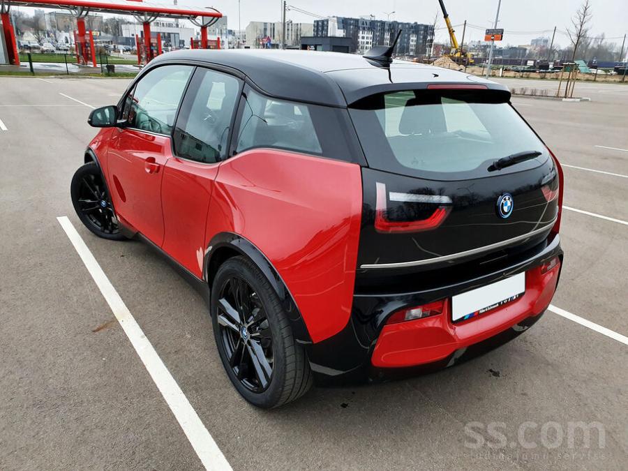 Sarkans BMW I3 2017 Rīga, ar dzinēja tilpumu 0.00 L un nobraukumu 28 tūkst. km par 16800 €, foto 3 vietnē AUTOMOTO.COM.LV