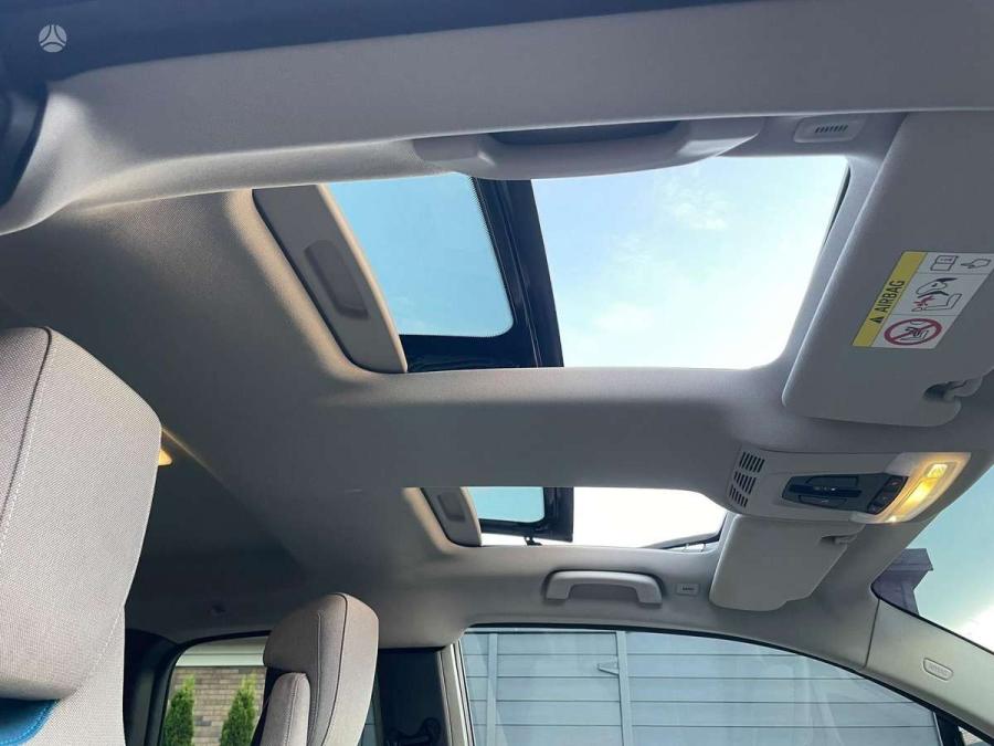 Sarkans BMW I3 2019 Viļņa, ar dzinēja tilpumu 0.00 L un nobraukumu 107 tūkst. km par 15700 €, foto 9 vietnē AUTOMOTO.COM.LV