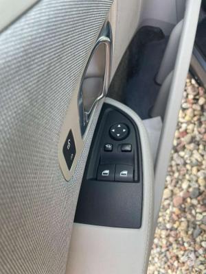 Sarkans BMW I3 2019 Viļņa, ar dzinēja tilpumu 0.00 L un nobraukumu 107 tūkst. km par 15700 €, foto 18 vietnē AUTOMOTO.COM.LV