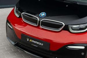 Red BMW I3 2019 in Vilnius, with an engine capacity of 0.00 L and mileage of 116 thousand km for 13950 €, photo 6 on AUTOMOTO.COM.LV