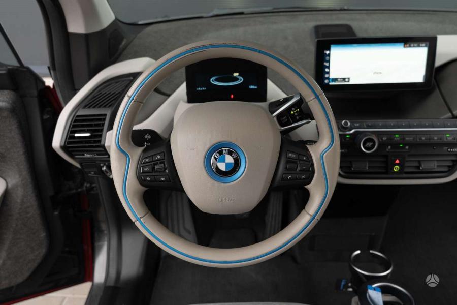 Red BMW I3 2019 in Vilnius, with an engine capacity of 0.00 L and mileage of 116 thousand km for 13950 €, photo 25 on AUTOMOTO.COM.LV