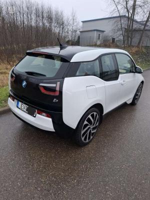 Balts BMW I3 2014 Viļņa, ar dzinēja tilpumu 0.00 L un nobraukumu 71 tūkst. km par 9000 €, foto  vietnē AUTOMOTO.COM.LV
