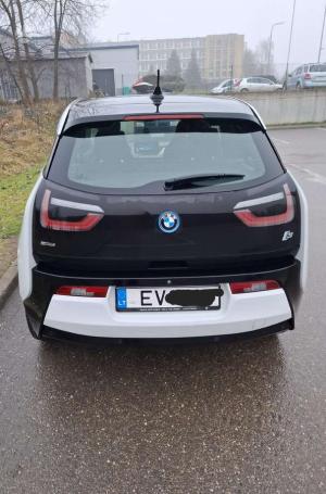 White BMW I3 2014 in Vilnius, with an engine capacity of 0.00 L and mileage of 71 thousand km for 9000 €, photo 2 on AUTOMOTO.COM.LV