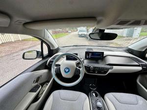 Balts BMW I3 2014 Panevēža, ar dzinēja tilpumu 0.00 L un nobraukumu 133 tūkst. km par 8200 €, foto 7 vietnē AUTOMOTO.COM.LV