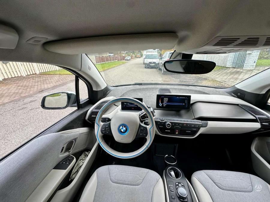 Balts BMW I3 2014 Panevēža, ar dzinēja tilpumu 0.00 L un nobraukumu 133 tūkst. km par 8200 €, foto 7 vietnē AUTOMOTO.COM.LV