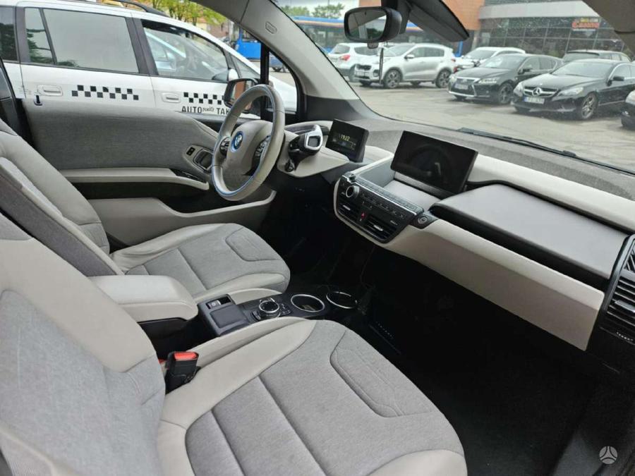 White BMW I3 2014 in Klaipeda, with an engine capacity of 0.65 L and mileage of 126 thousand km for 6900 €, photo 2 on AUTOMOTO.COM.LV