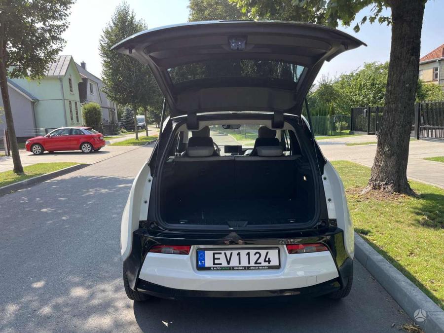 Balts BMW I3 2014 Kauņa, ar dzinēja tilpumu 0.65 L un nobraukumu 135 tūkst. km par 7000 €, foto 9 vietnē AUTOMOTO.COM.LV