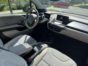 Balts BMW I3 2014 Kauņa, ar dzinēja tilpumu 0.65 L un nobraukumu 135 tūkst. km par 7000 €, foto 15 vietnē AUTOMOTO.COM.LV