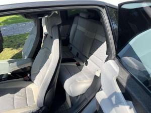 Balts BMW I3 2014 Kauņa, ar dzinēja tilpumu 0.65 L un nobraukumu 135 tūkst. km par 7000 €, foto 24 vietnē AUTOMOTO.COM.LV