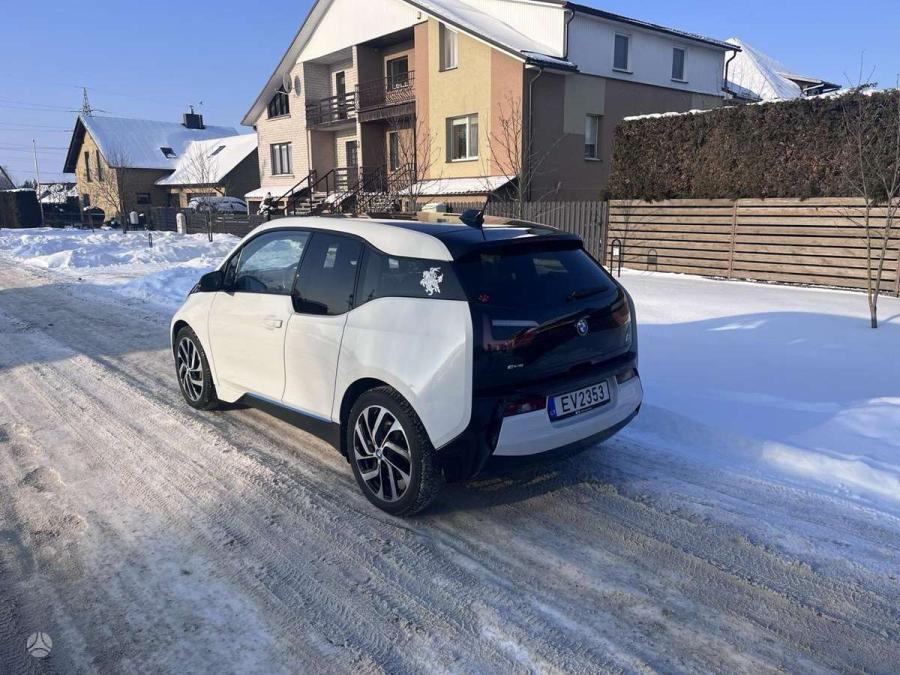Balts BMW I3 2015 Kauņa, ar dzinēja tilpumu 0.00 L un nobraukumu 95 tūkst. km par 7900 €, foto 5 vietnē AUTOMOTO.COM.LV