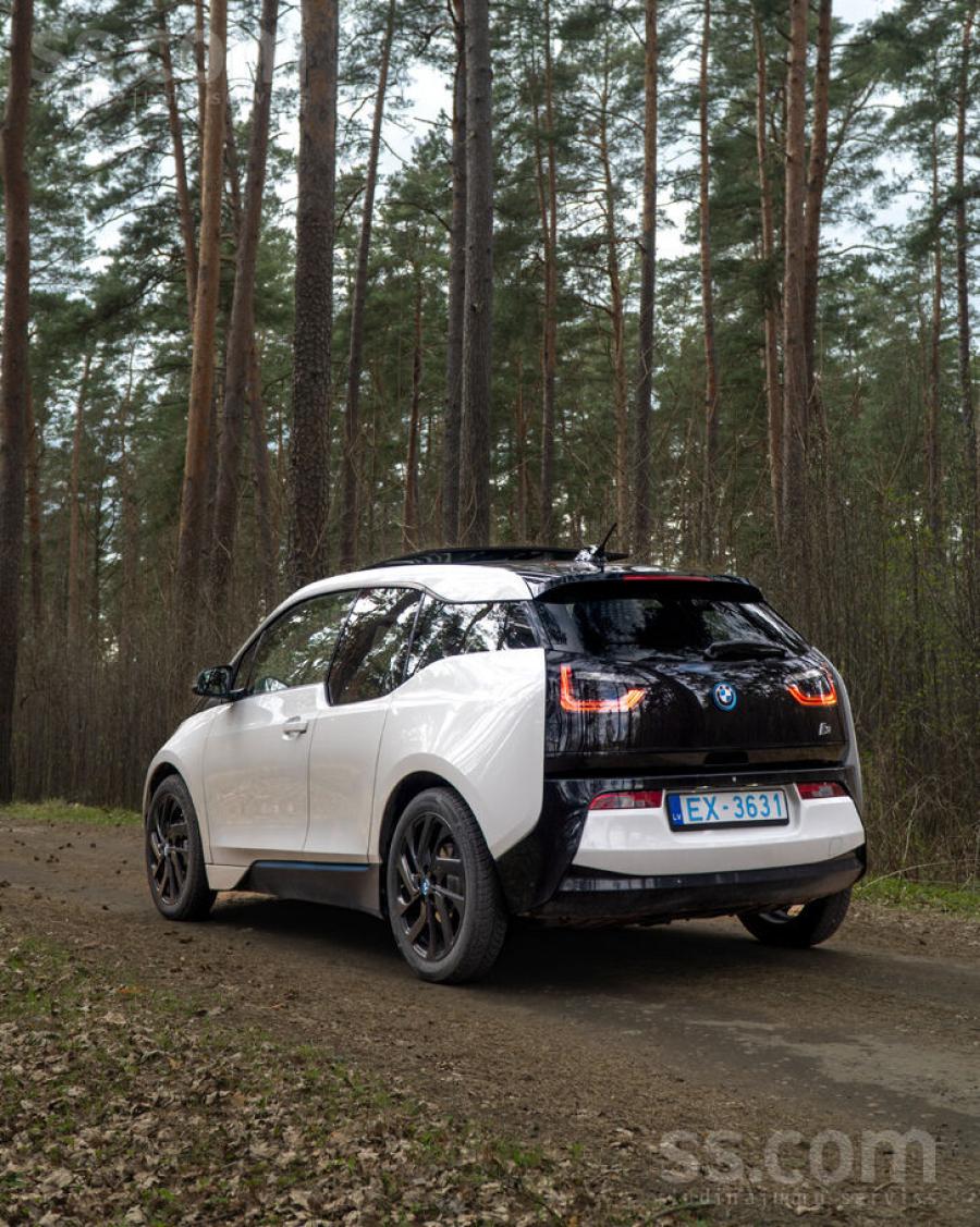 Balts BMW I3 2015 Rīga, ar dzinēja tilpumu 0.00 L un nobraukumu 98 tūkst. km par 7400 €, foto 5 vietnē AUTOMOTO.COM.LV