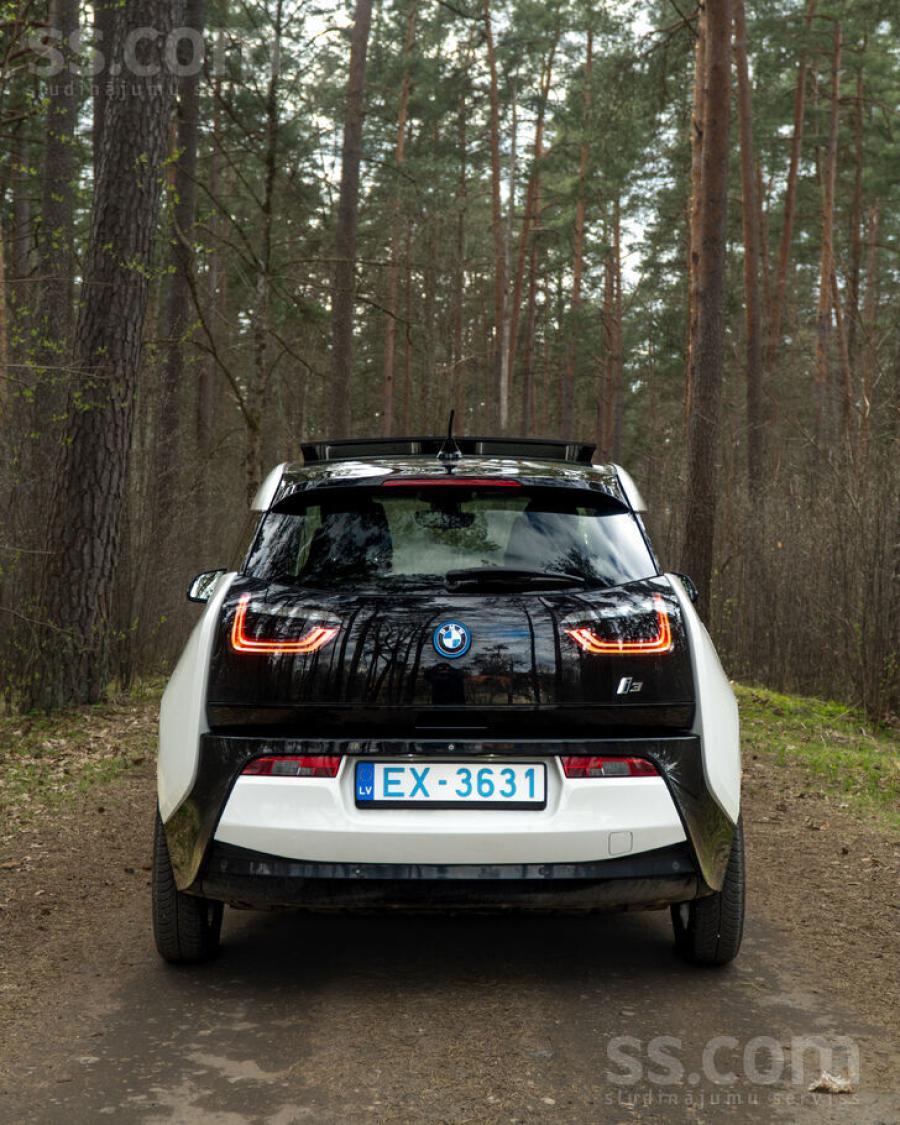 Balts BMW I3 2015 Rīga, ar dzinēja tilpumu 0.00 L un nobraukumu 98 tūkst. km par 7400 €, foto 7 vietnē AUTOMOTO.COM.LV