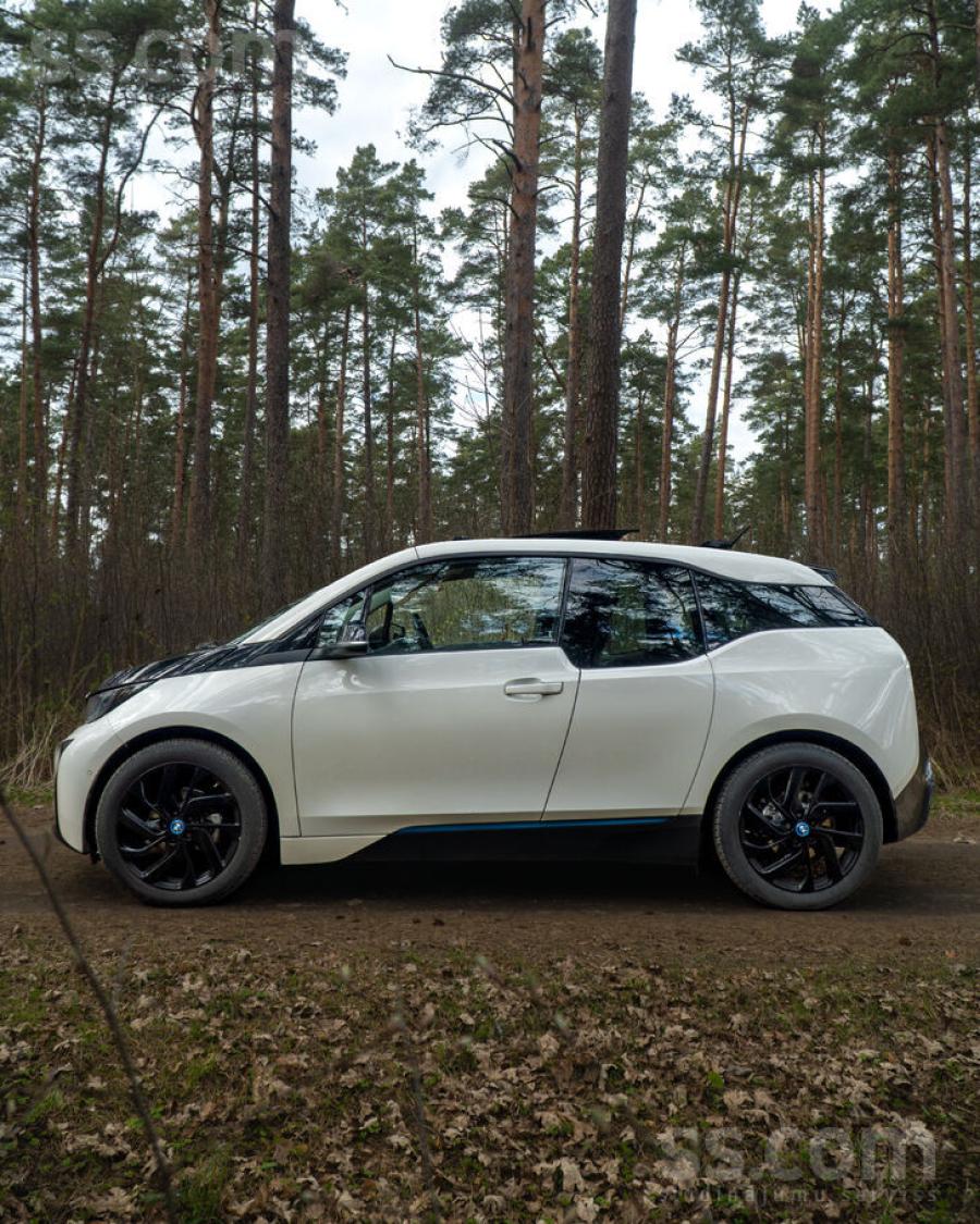 Balts BMW I3 2015 Rīga, ar dzinēja tilpumu 0.00 L un nobraukumu 98 tūkst. km par 7400 €, foto 8 vietnē AUTOMOTO.COM.LV