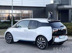 White BMW I3 2015 in Riga, with an engine capacity of 0.00 L and mileage of 218 thousand km for 7500 €, photo 4 on AUTOMOTO.COM.LV