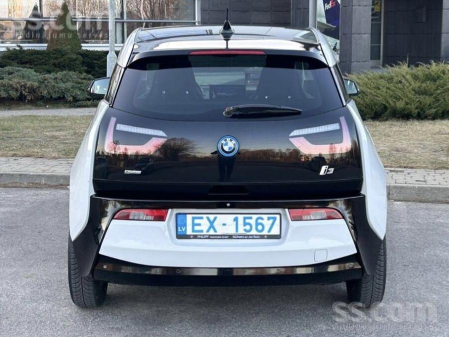 White BMW I3 2015 in Riga, with an engine capacity of 0.00 L and mileage of 218 thousand km for 7500 €, photo 11 on AUTOMOTO.COM.LV
