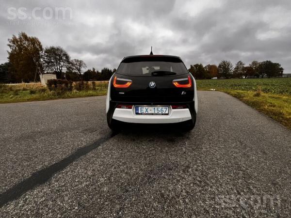BMW I3 2015 Rīga vietnē Balts BMW I3 2015 Rīga, ar dzinēja tilpumu 0.00 L un nobraukumu 220 tūkst. km par 9700 €, foto 9 vietnē AUTOMOTO.COM.LV