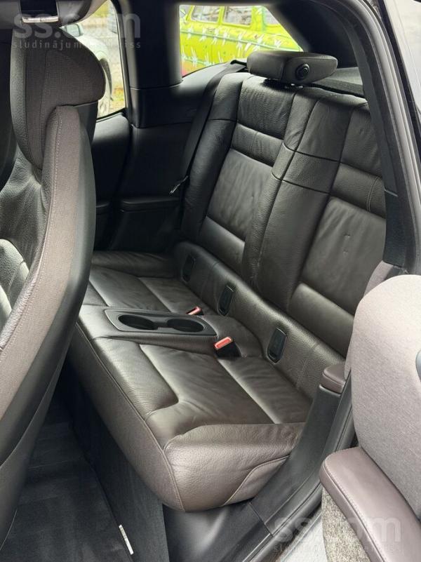 BMW I3 2015 Rīga vietnē Balts BMW I3 2015 Rīga, ar dzinēja tilpumu 0.00 L un nobraukumu 103 tūkst. km par 6980 €, foto 10 vietnē AUTOMOTO.COM.LV